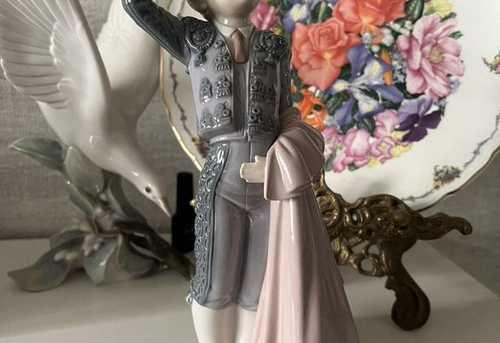 Редкая фарфоровая статуэтка Lladro