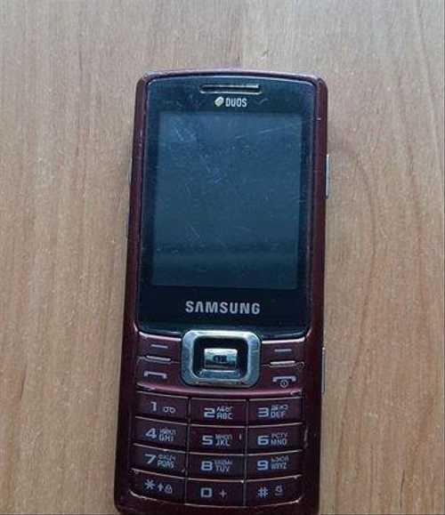Телефон Samsung GT-C5212i