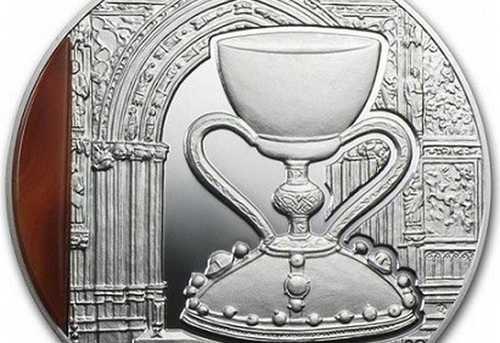 Монета Святой Грааль вставка агата Ниуэ 2013 год