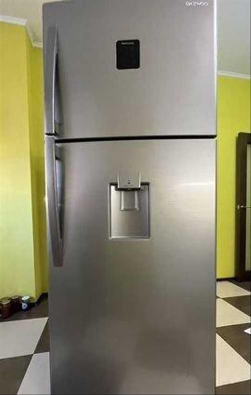 Холодильник Daewoo fg51efg