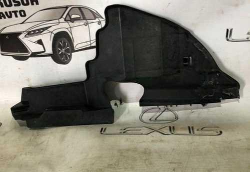 Дефлектор радиатора передний правый Lexus Rx 350