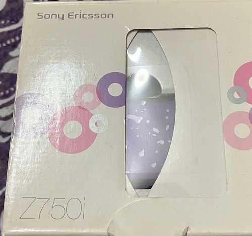 Телефон sony ericsson Z750i