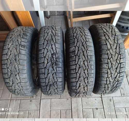 Nokian Tyres Hakkapeliitta 7 9.00/26 R14 92