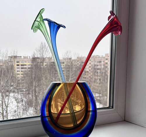 Ваза и цветы цветное стекло Чехия