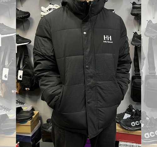 Зимняя куртка Helly Hansen: стильный комфорт 48-52