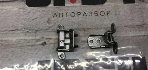 Петля двери задняя правая Nissan Teana J32 QR25DE