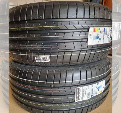 Bridgestone Turanza T005 285/35 R22 106Y