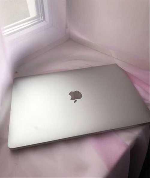 Apple MacBook pro 13 2019 512 Гб