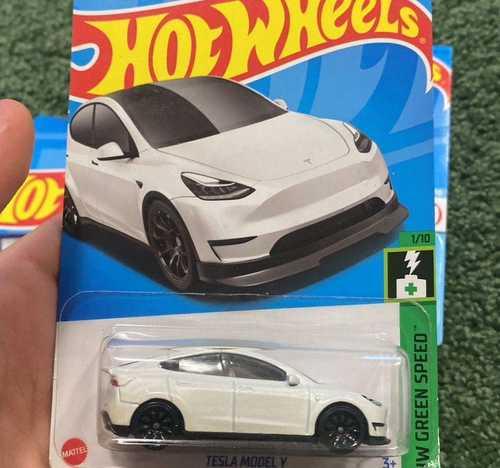 Hot Wheels Tesla Model Y