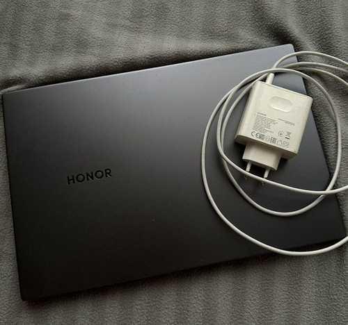 Honor magicbook x14