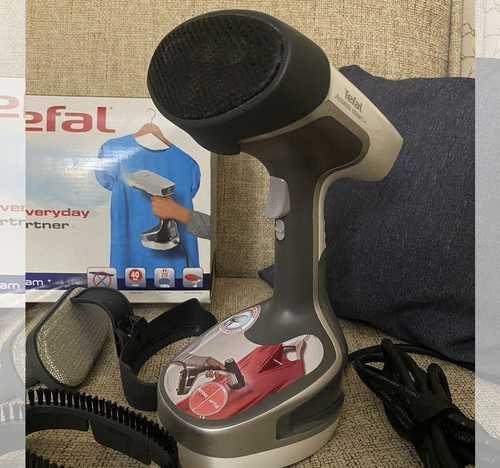 Ручной отпариватель Tefal DT8135E0 Access Steam+