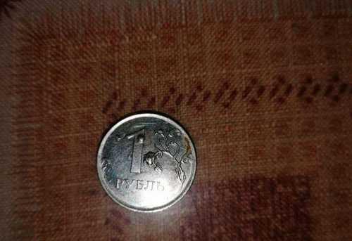 Монета с браком 1. 2014 года