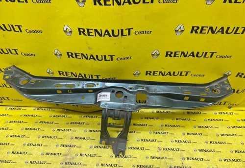 Панель передняя (телевизор) передний Renault