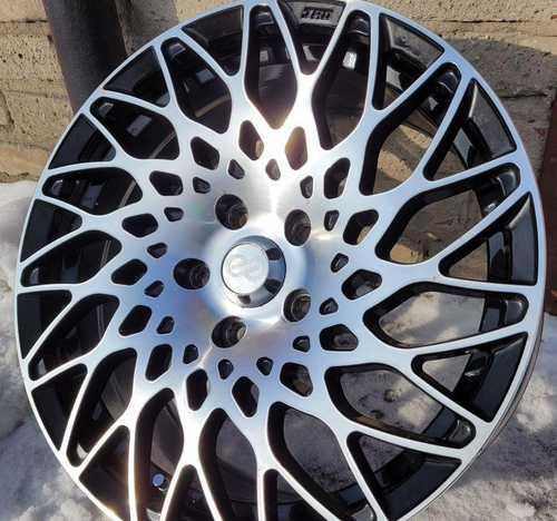 Литые диски R17 5x114.3 JRD Tokura