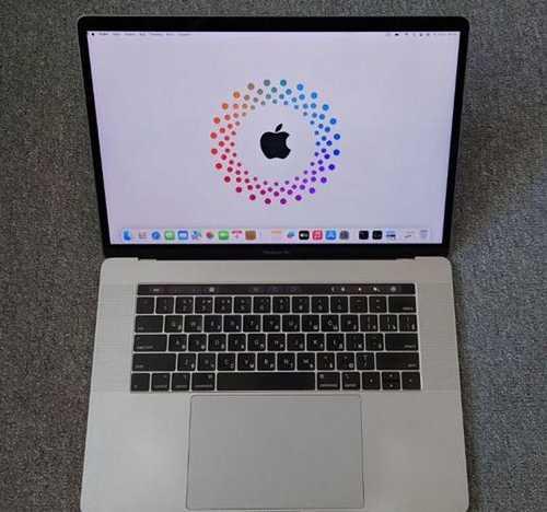 Apple macbook pro 15 2018 32/512