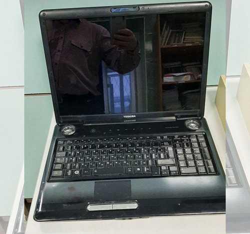 Ноутбук toshiba satellite P300D