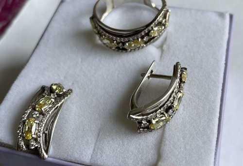 Серебряное кольцо и серьги
