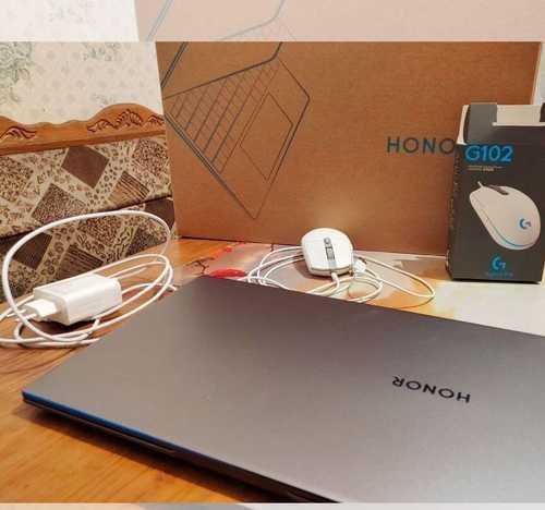 Ноутбук honor Magicbook 15/15.6"/AMD Ryzen 7