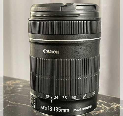 Canon 18-135mm f/3.5-5.6 IS