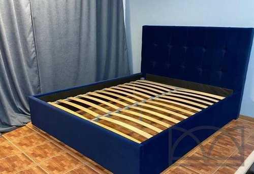 Двуспальная синяя кровать из наличия