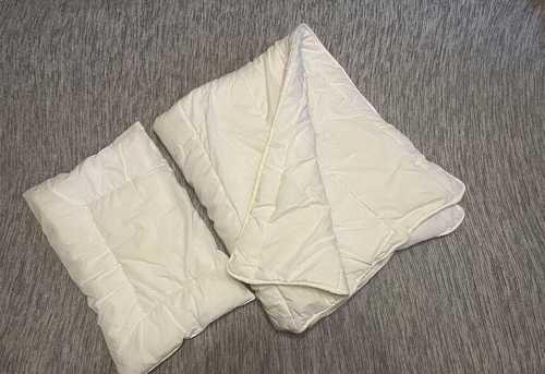 Одеяло и подушка IKEA в детскую кроватку