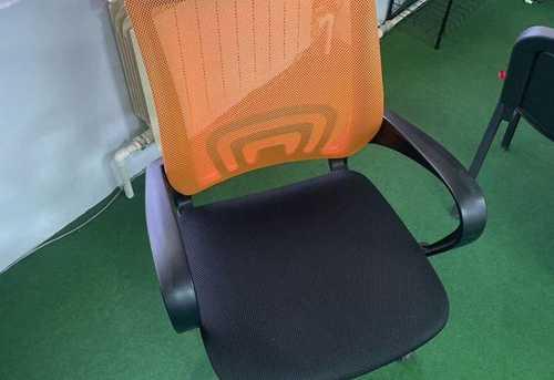 Офисное кресло Бюрократ Оранжевое