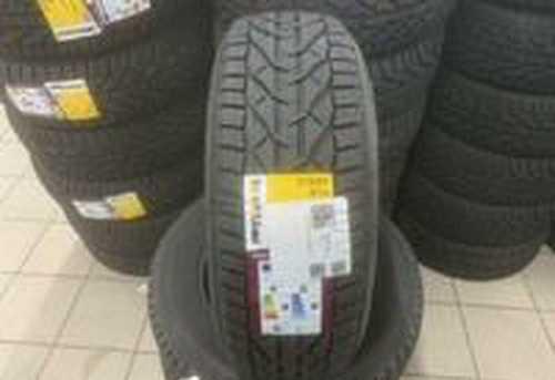 Taurus SUV Winter 215/65 R16 102H