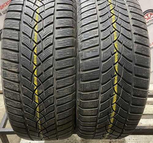 Goodyear UltraGrip Performance 225/55 R17 101V
