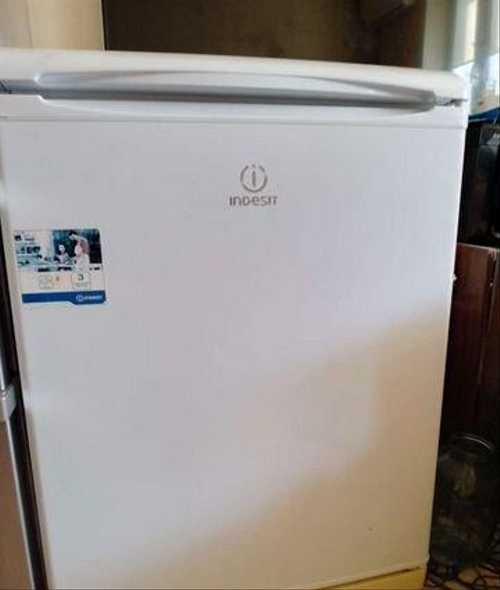 Холодильник indesit 85 см