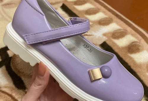Туфли для девочки 30 размер новые