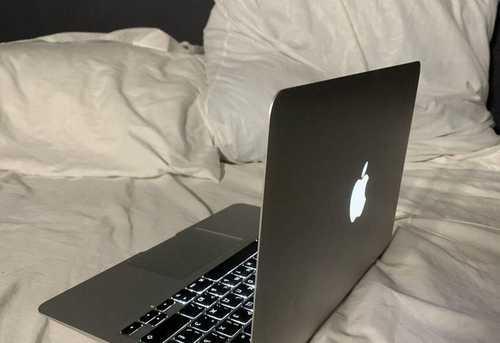Apple MacBook Air (11-inch, Mid 2012)