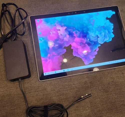 Планшет Microsoft Surface Pro 6 I5/8/256