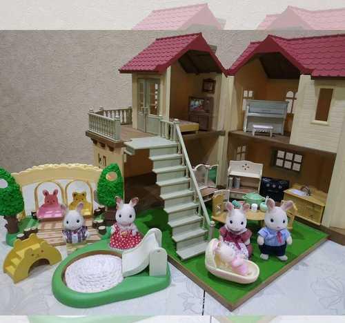 Sylvanian families сильвания домик с мебелью и зай