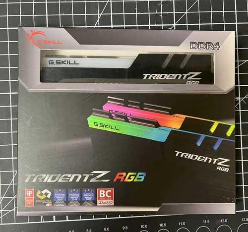 Оперативная память Trident Z RGB DDR4-4800 CL20-30