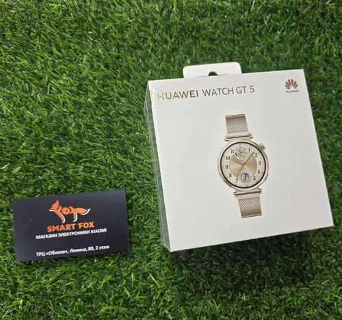 Huawei Watch GT 5 Gold milanese