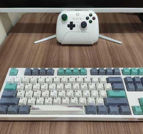 Кастомная Red square keyrox tkl classic pro II