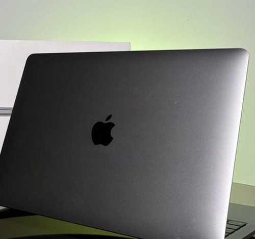 MacBook Air 13 M1 Space Grey 8/256 Gb