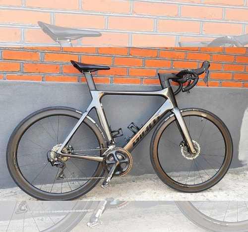 Шоссейный велосипед giant propel advanced 2