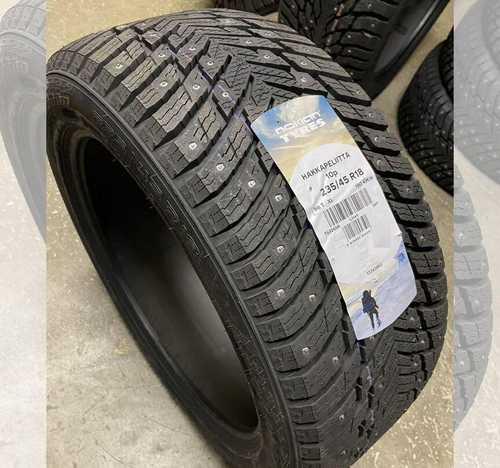 Nokian Tyres Hakkapeliitta 10p 235/45 R18 98T