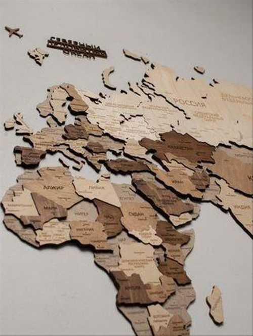 Карта мира из дерева / Деревянная карта мира