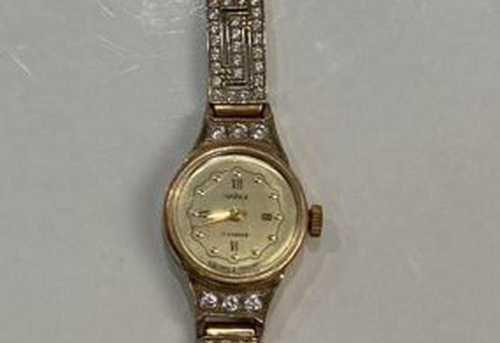Золотые часы женские 585