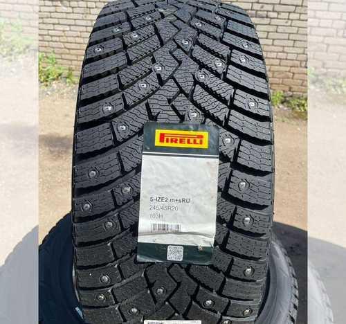 Pirelli Ice Zero 2 245/45 R20 103H