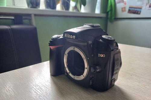 Nikon D90 Body