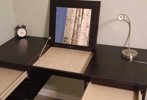 Косметический столик с зеркалом бу