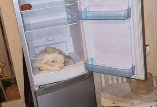 Продам холодильник. б/у