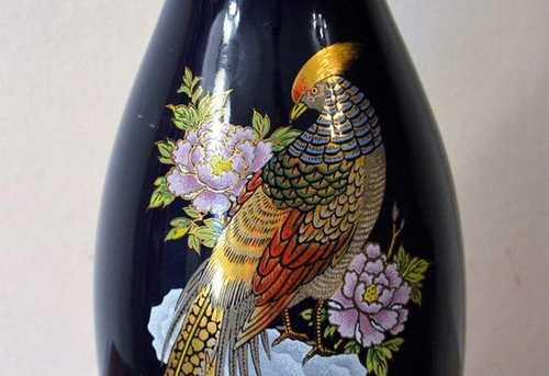 Фарфоровая ваза. Япония