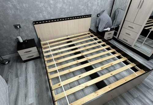 Кровать двухспальная бу 160*200