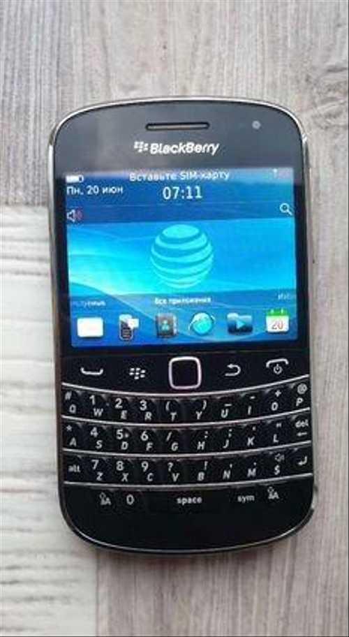 Телефон BlackBerry 9900
