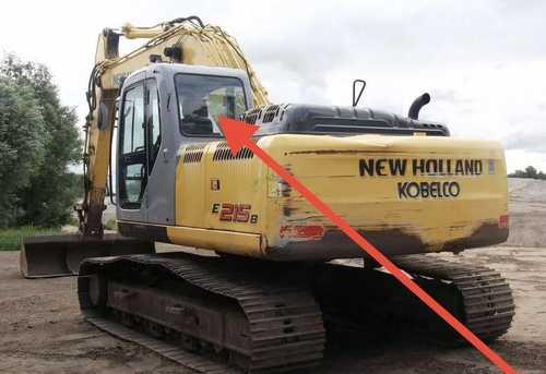 Стекло заднее для New Holland E 215 B