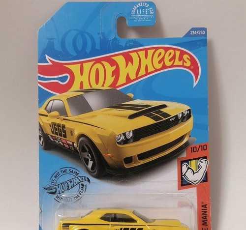 Hot wheels 18 dodge challenger srt demon